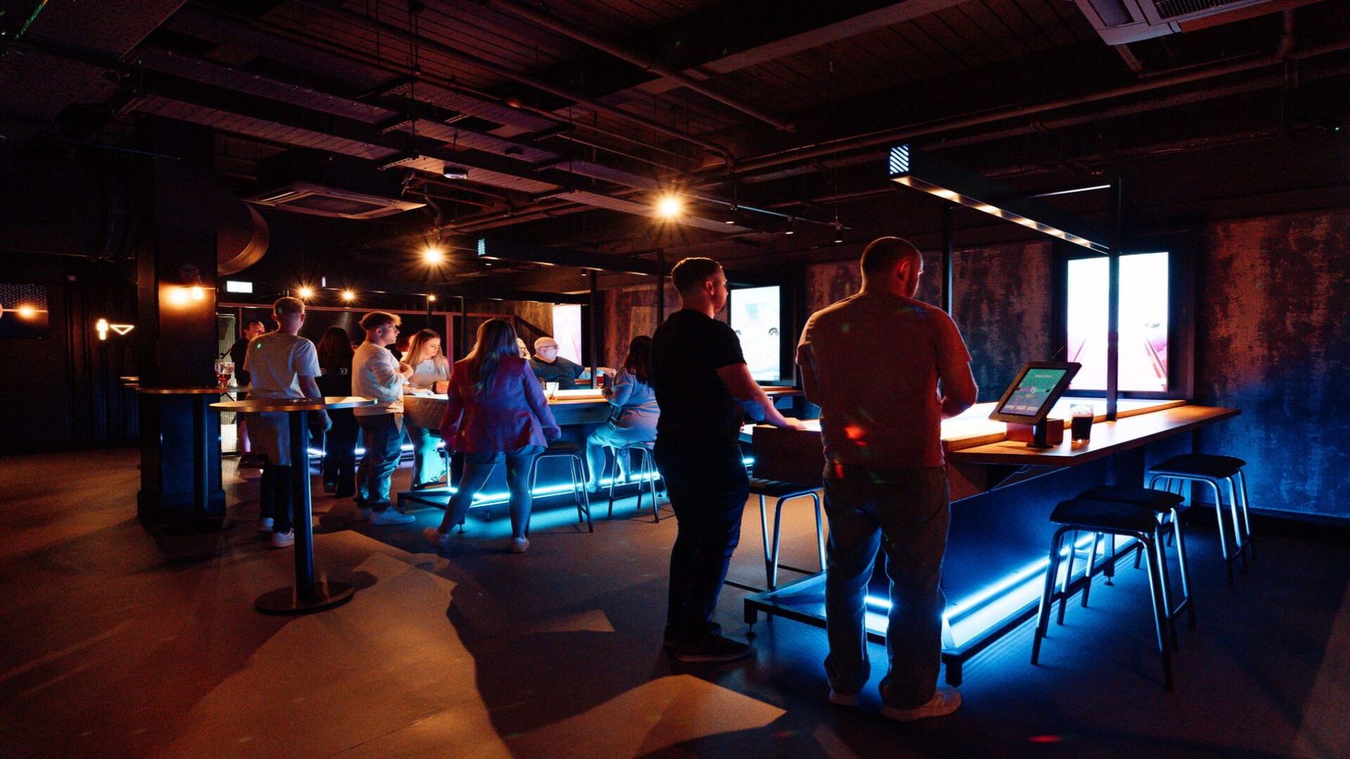 Par 59 – Mini Golf, Smart Darts & Turbo Shuffleboard